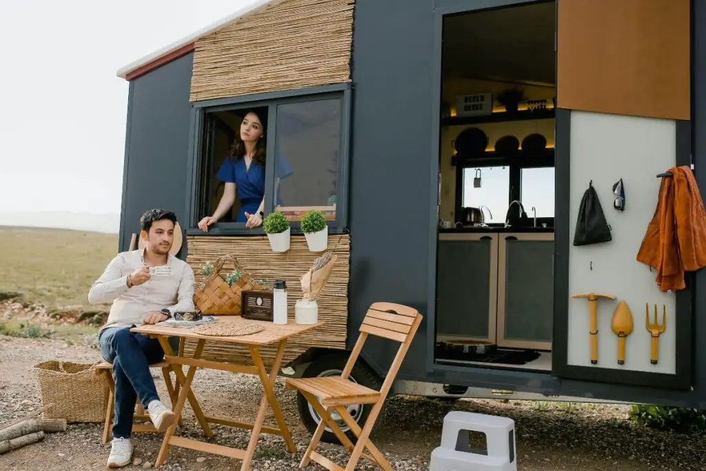 How to Decorate a Mobile Home Living Room