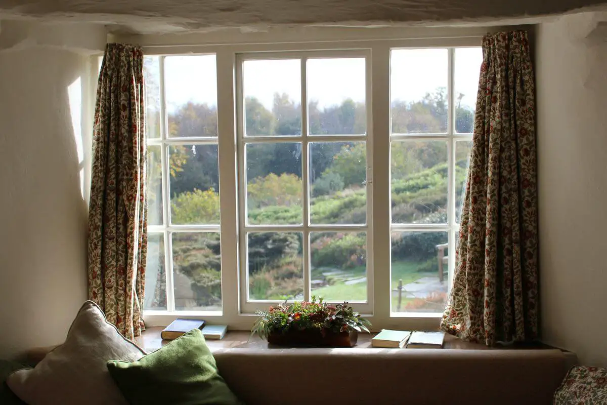 Viwinco Windows vs. Andersen: Which is the Better Window Brand?