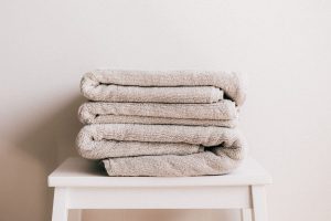 Knockdown Wall Texture vs. Smooth Walls: Choosing the Right Finish for ...