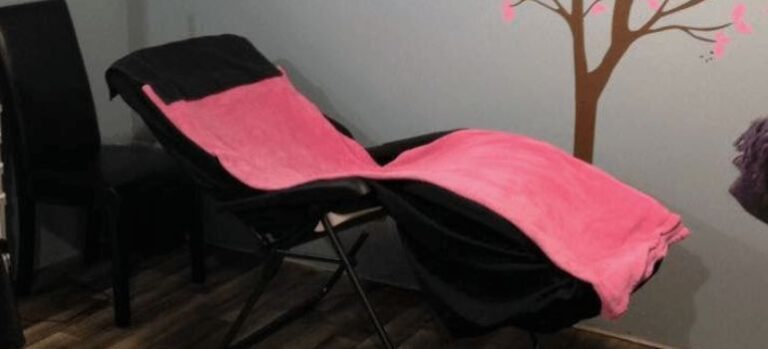 The Ultimate Guide to Choosing the Best Chair for Lash Artists