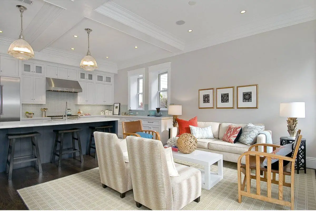 Classic Gray vs. Balboa Mist: Choosing the Perfect Neutral Paint Color