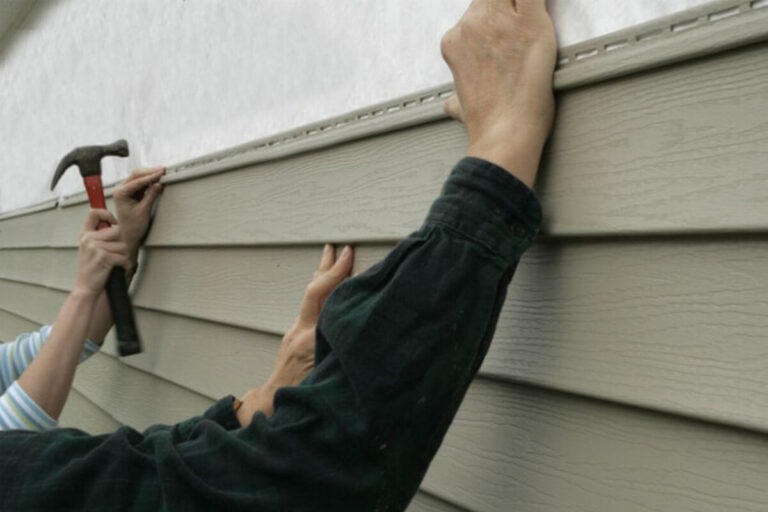 Maxitile vs. Hardie: Choosing the Right Siding for Your Home