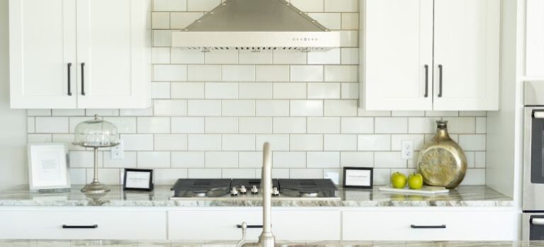 Snow White vs Bright White Grout: A Comprehensive Guide