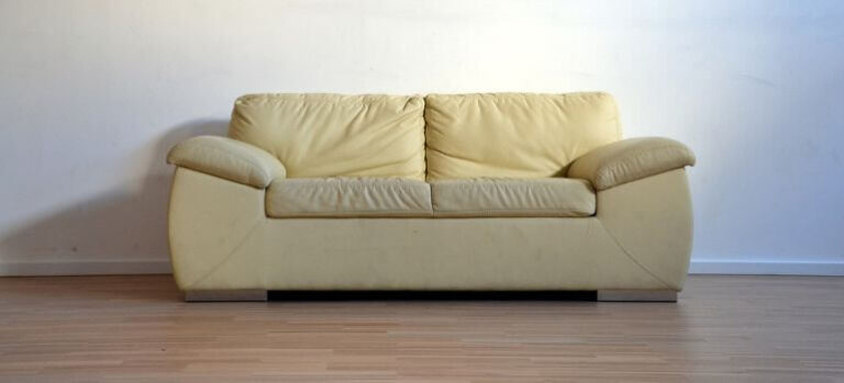 Sofa Welt vs. No Welt: Choosing the Right Style for Your Space
